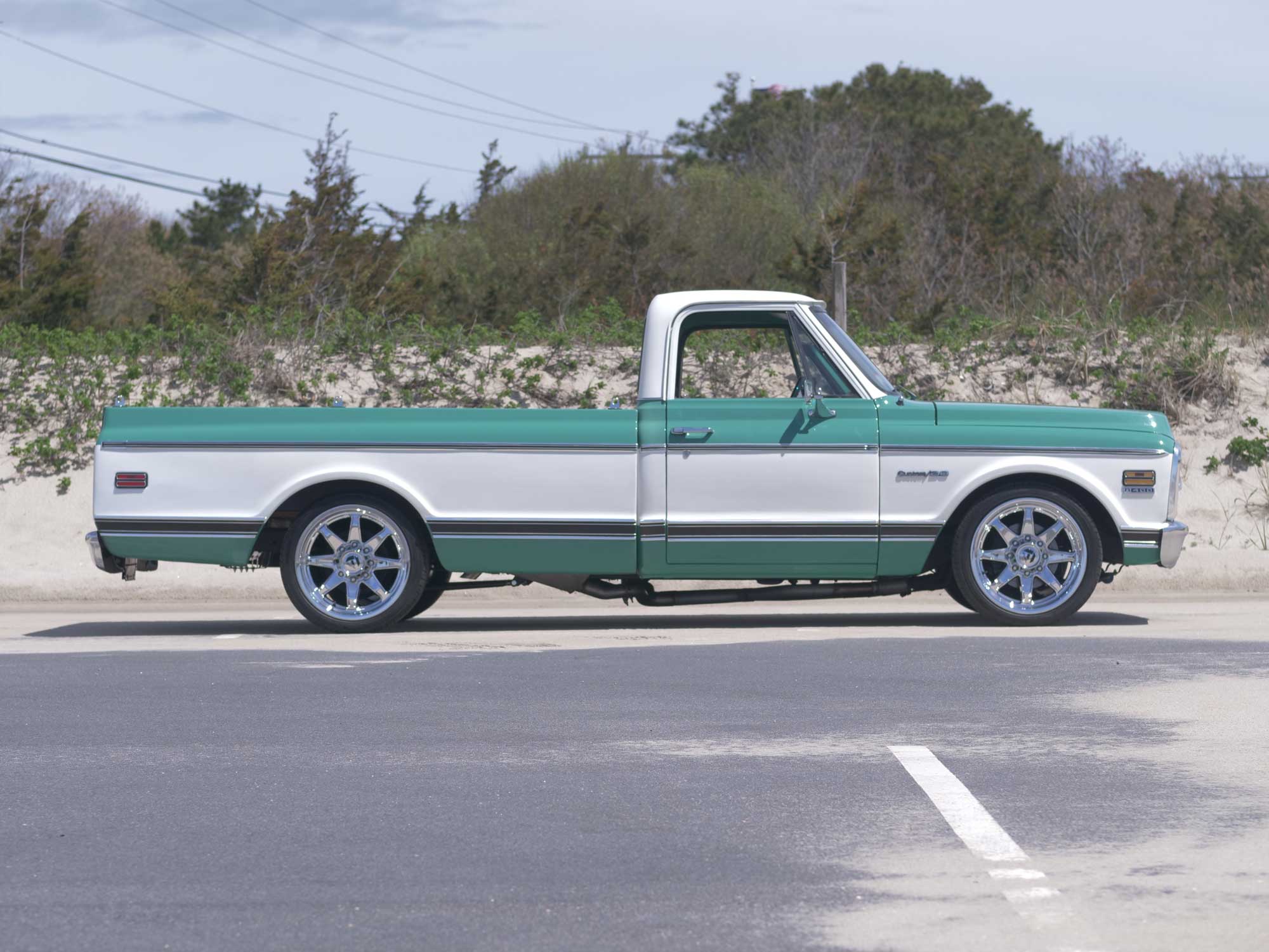 Lowered 1971 Chevrolet C20 - Hyannis Auto Accessories